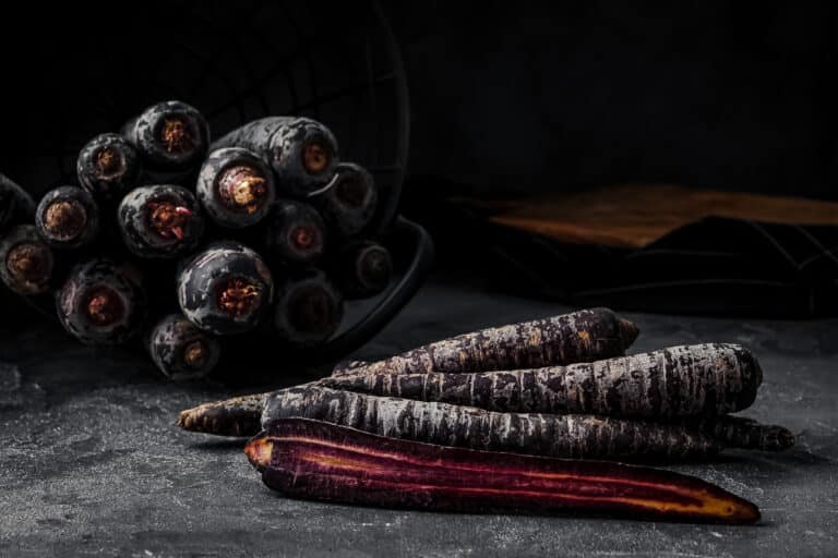 85 Foods That Are Black (Naturally Black Foods) - Raepublic