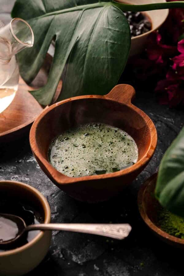 Matcha Milk Tea Recipe: Hot + Iced Bubble Tea (With Video) - Raepublic