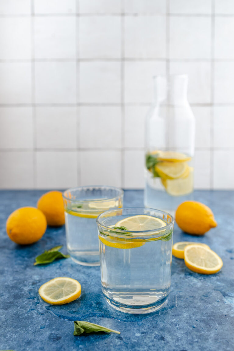 Lemon Water (Easy 5-Minute Recipe) - Raepublic