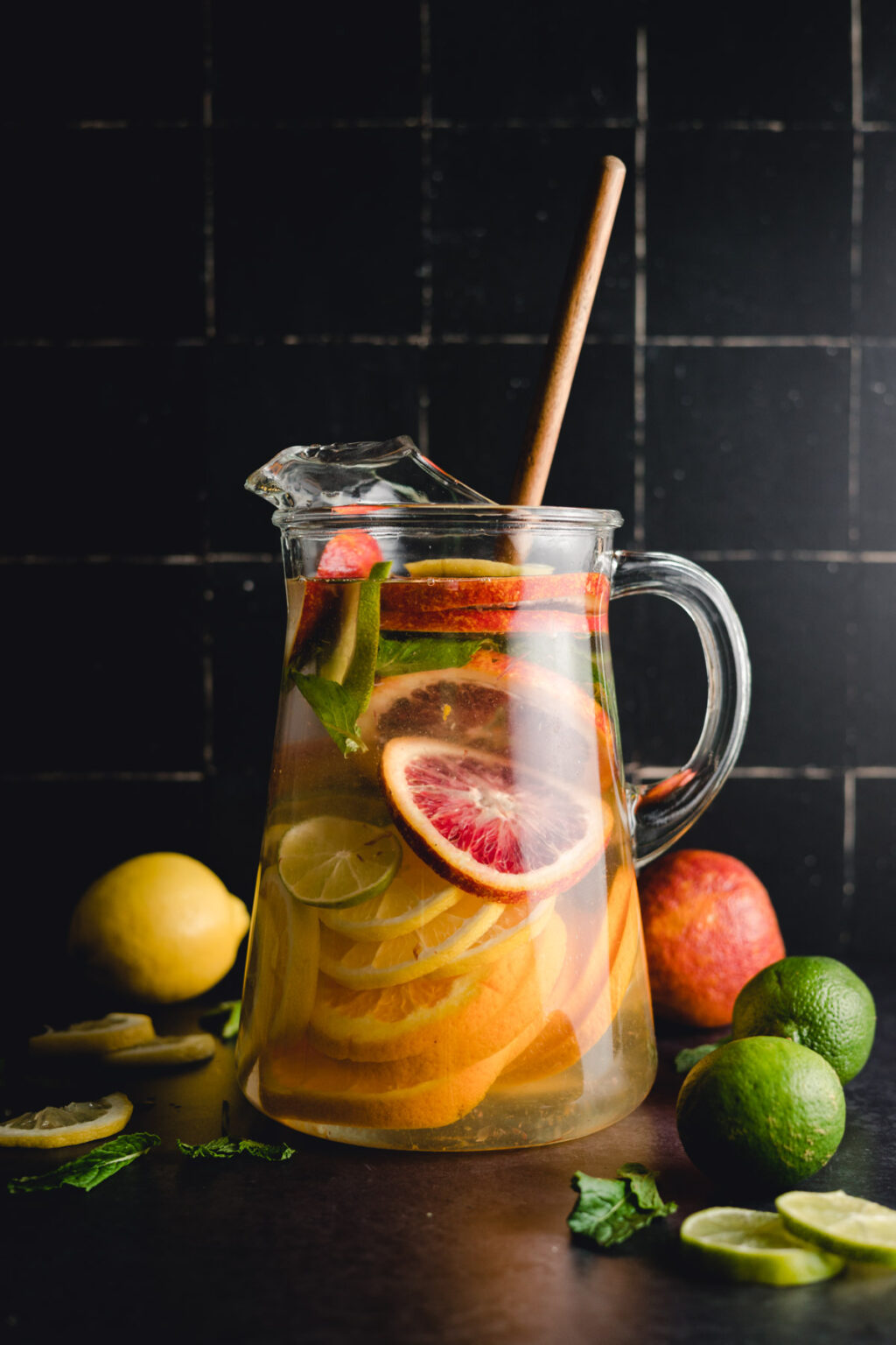 Citrus Water With Fresh Mint (5-Minute Recipe) - Raepublic
