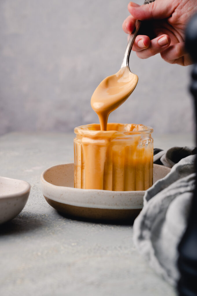 31 Best Almond Butter Substitutes For The Perfect Recipe - Raepublic