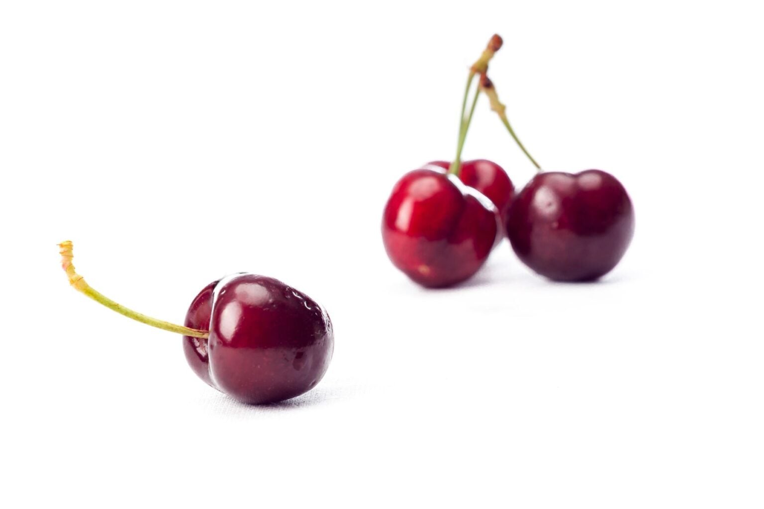 50 Red Fruits To Eat The Rainbow (With Photos) - Raepublic