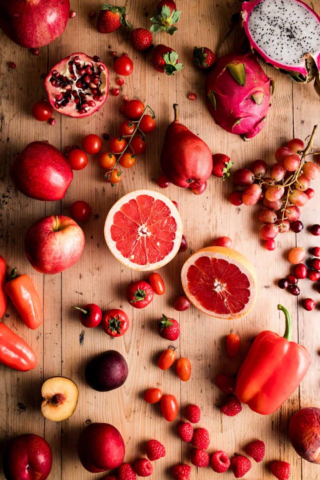50 Red Fruits To Eat The Rainbow (With Photos) - Raepublic