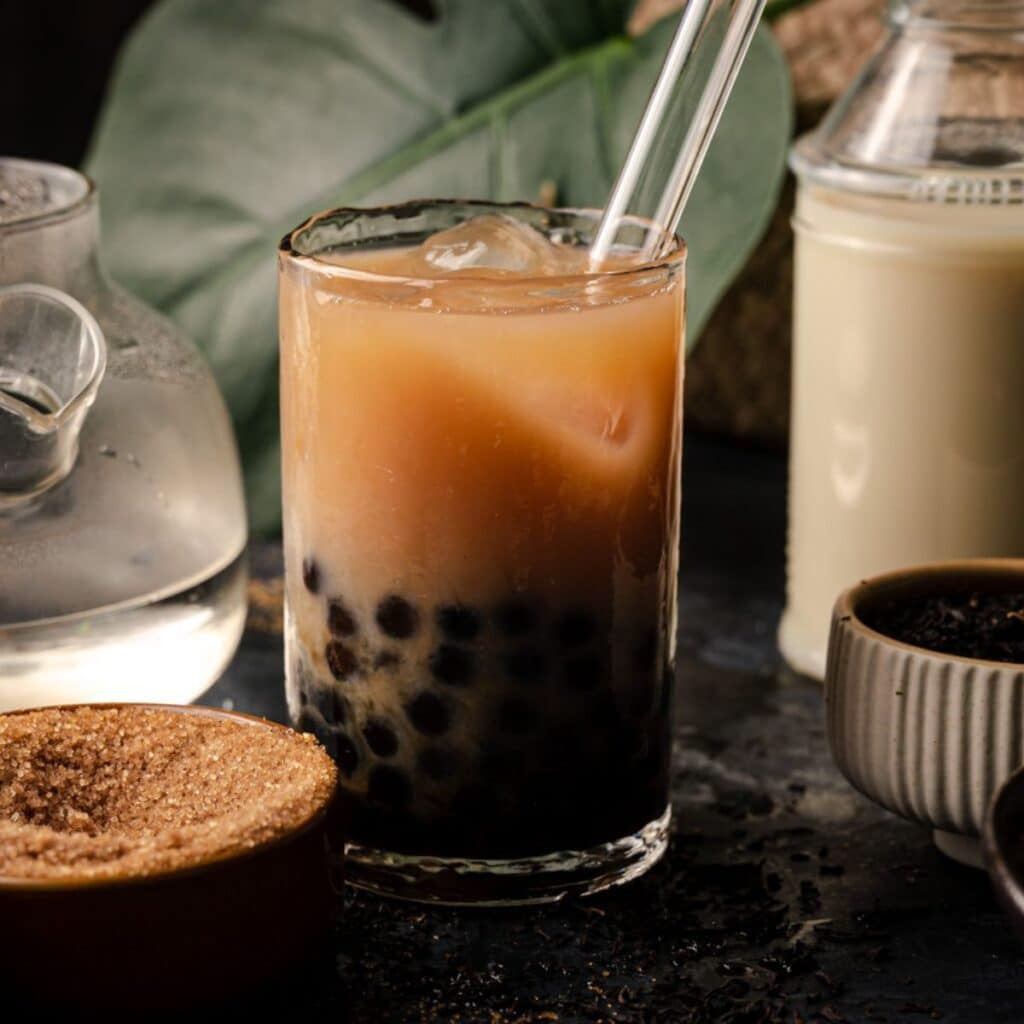 Oolong Milk Tea Recipe: Iced + Hot Boba (With Video) - Raepublic